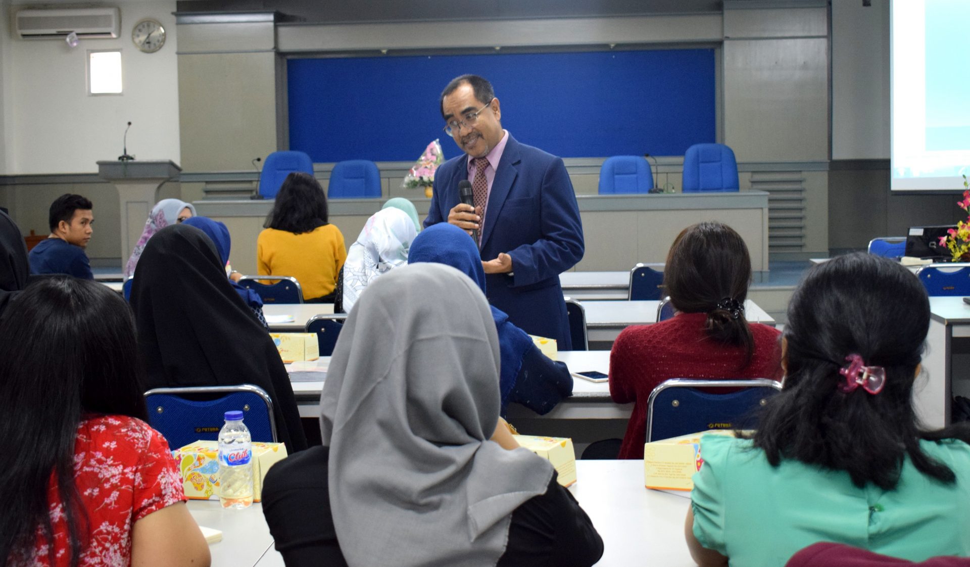 Prof. Syed Azhar Beri Kuliah Umum Mahasiswa Pascasarjana - Fakultas ...
