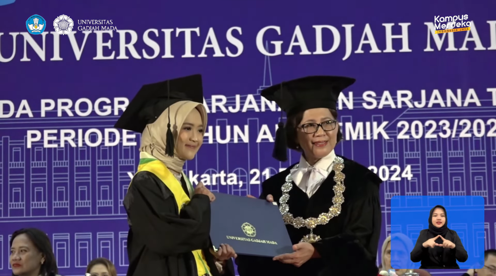 Fakultas Farmasi Luluskan 60 Sarjana pada Wisuda Program Sarjana Periode II Tahun 2023/2024 ...