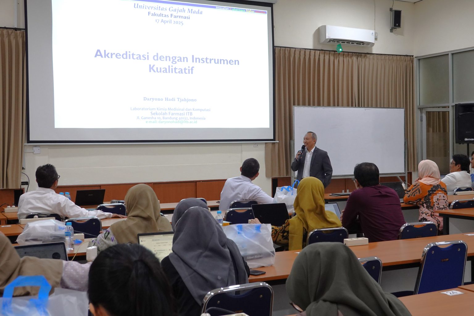Fakultas Farmasi UGM Selenggarakan Workshop Peninjauan dan ...