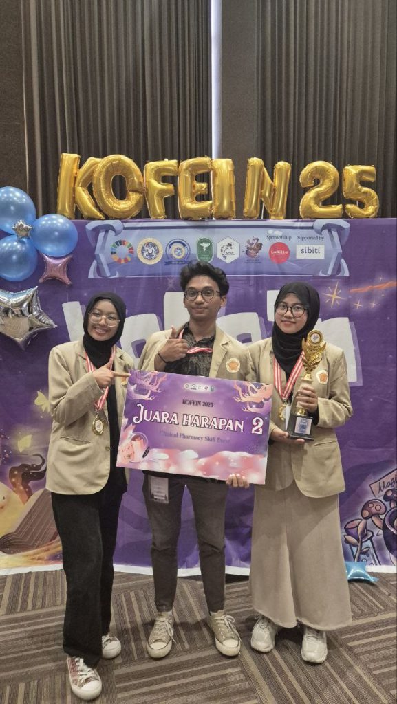 UGM Pharmacy Students UGM Win Awards at Clinical Pharmaceutical Skill ...