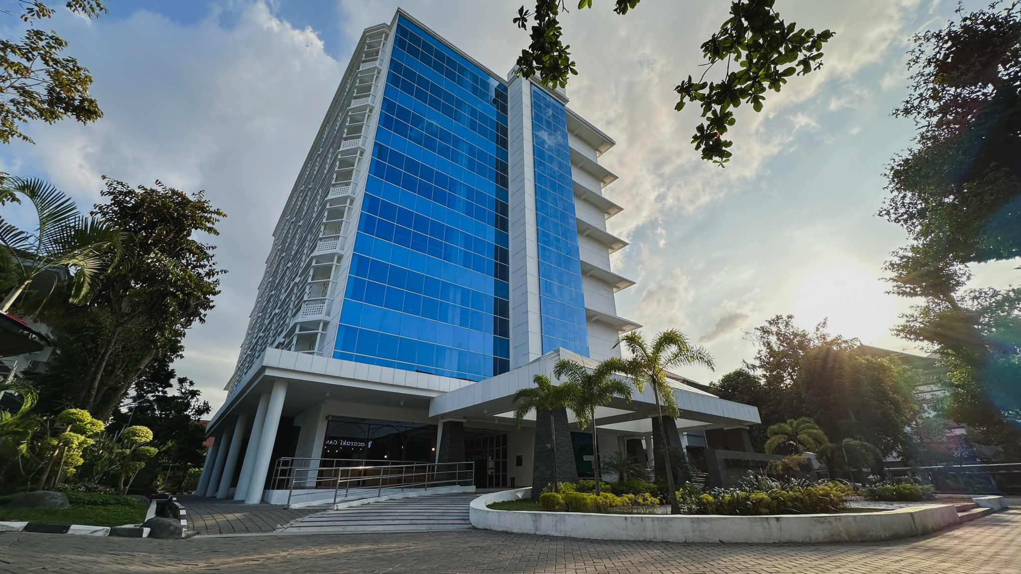 Beranda ENG - Fakultas Farmasi UGM